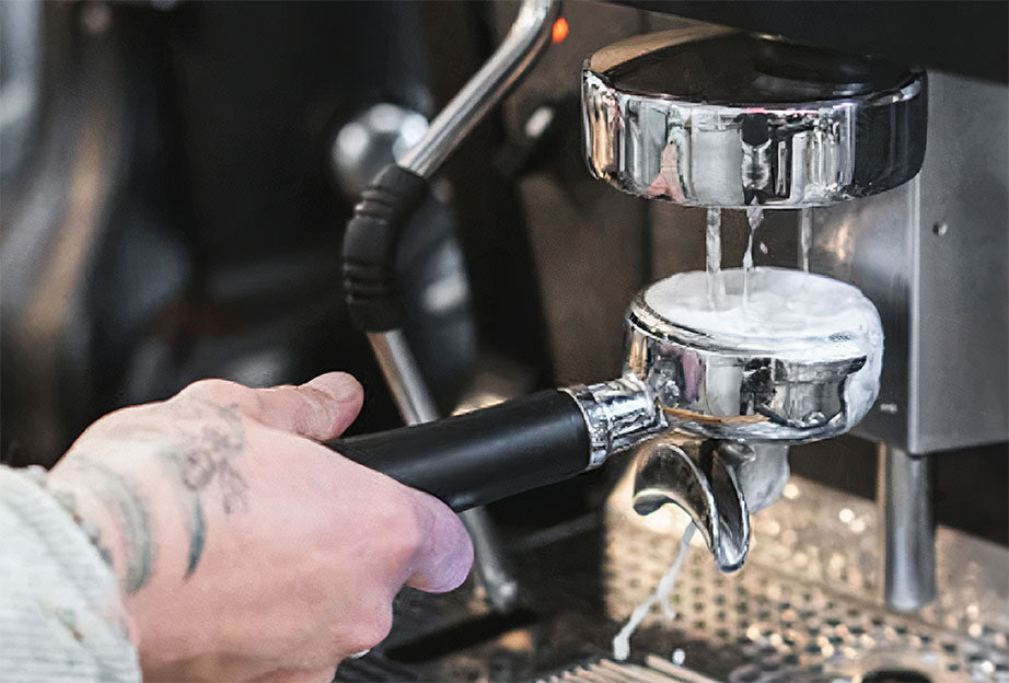 How to Backflush Your Espresso Machine [6 Steps]