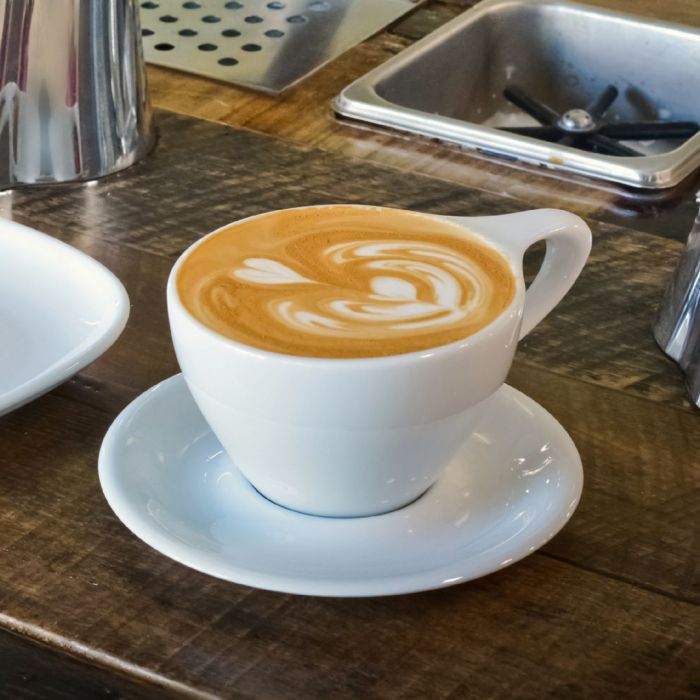 notNeutral Lino Large Latte Cup & Saucer - White (12oz/355ml)